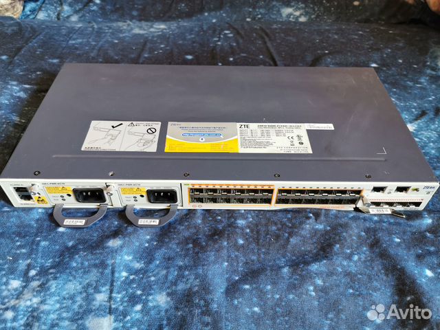 Коммутатор ZTE ZXR10 5928E-FI + 4x10GE card купить в Санкт-Петербурге | Электроника | Авито